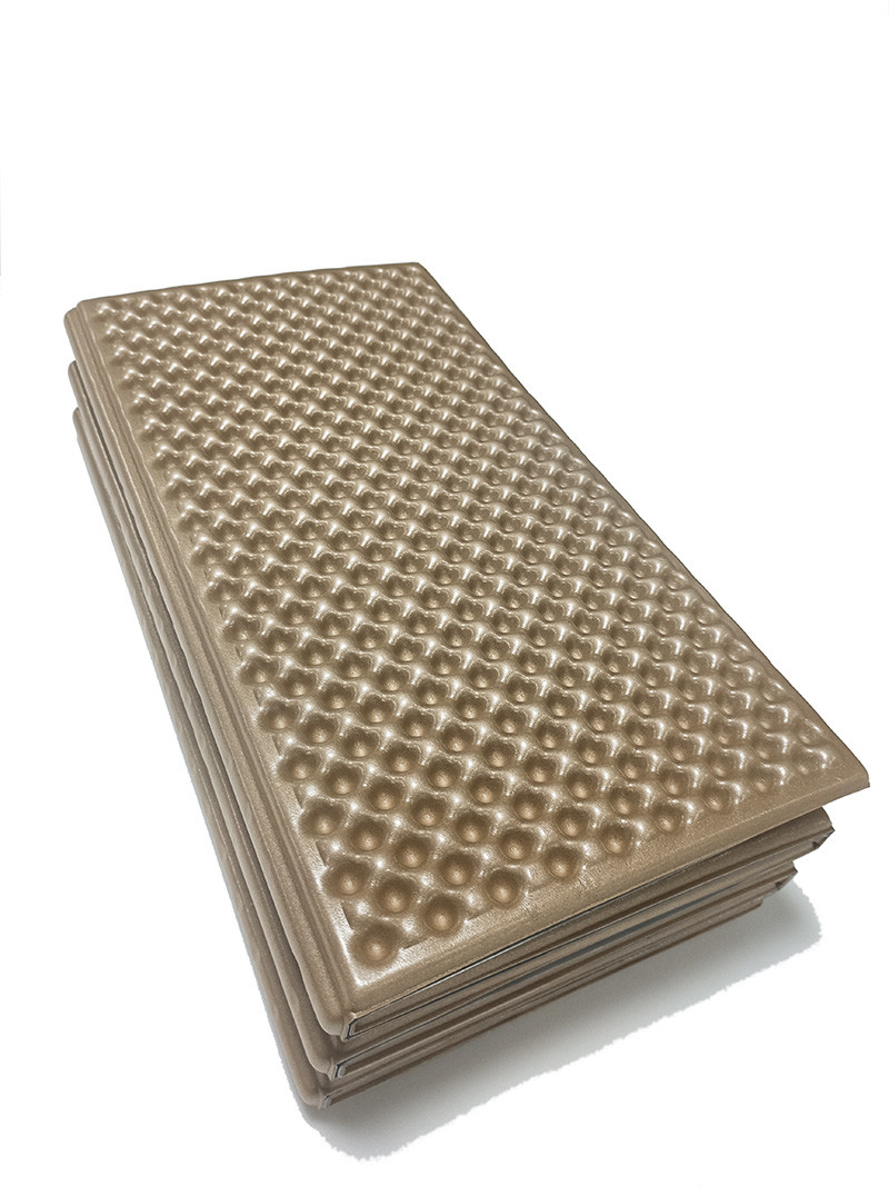 Wholesale Double Folding Sleep Mats White Aluminum Film Closed Cell ...