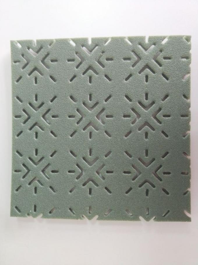 Shockproof 33kg/m3 Closed Cell Foam Artificial Turf Shock Pad